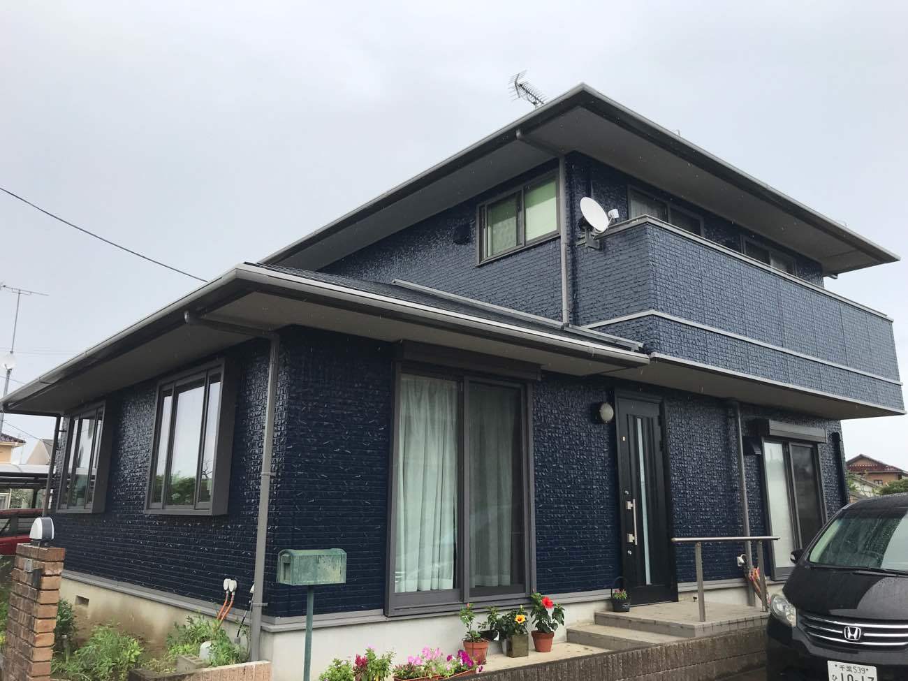 人気のラジカル塗料 外壁色は75-20D | 塗装屋ぬりべえ