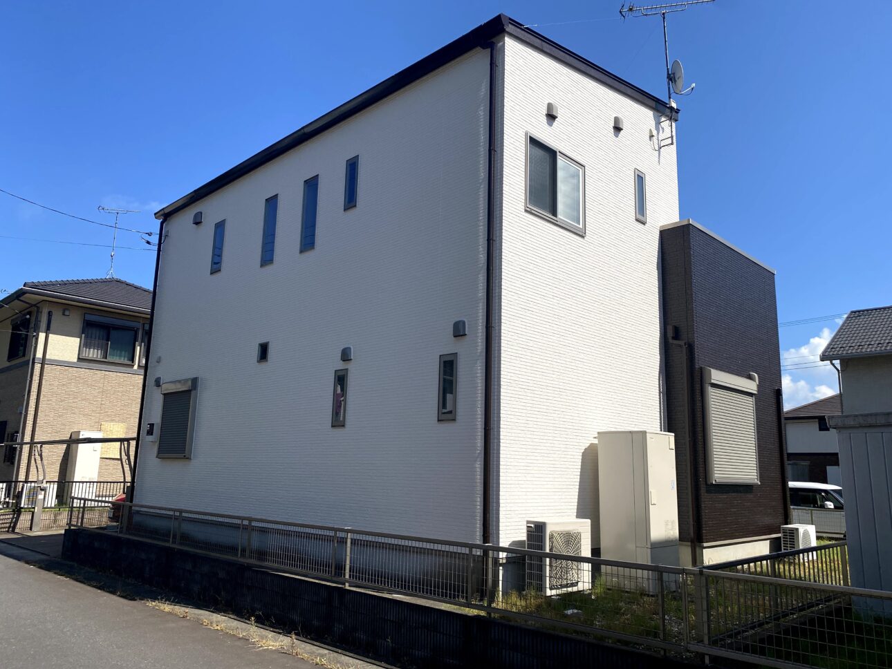 ラジカル塗装 明るい北面へ 19-90B、15-20B。 | 塗装屋ぬりべえ